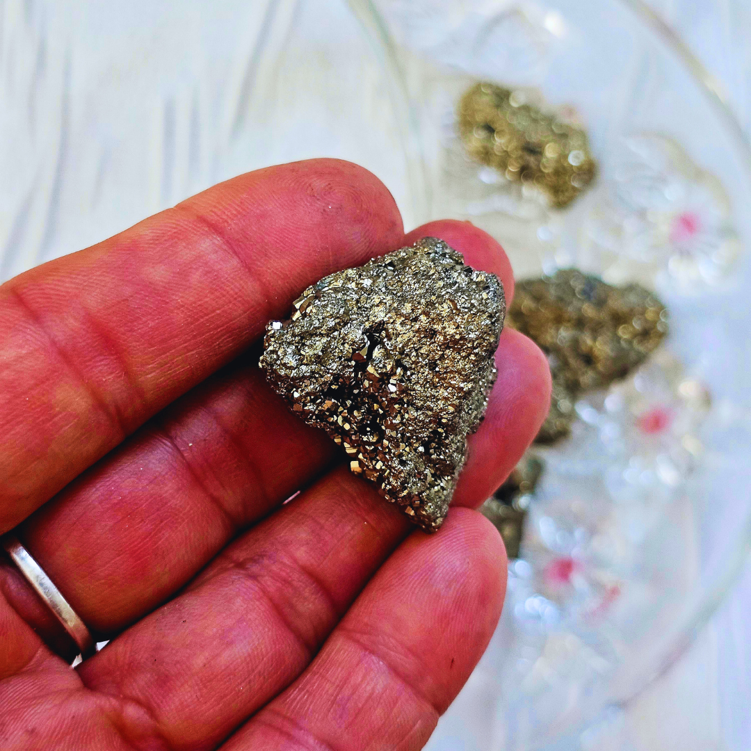 🔮 Pyrite Magic: Tumbled Healing Crystal Stones for Abundance and Prot ...