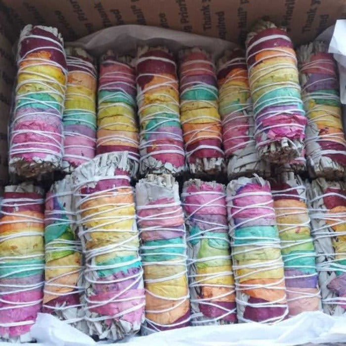 🌈 Rainbow 7 Chakras Rose Petals & White Sage 4″ Bundled Smudge Sticks – Third Eye Sage